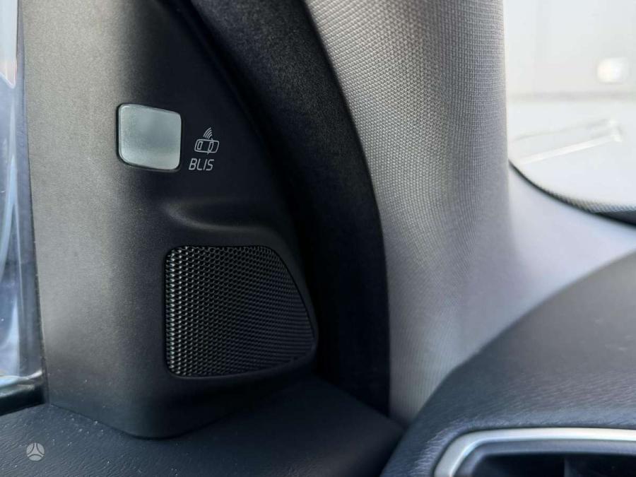 Pelēks Volvo V70 2016 Viļņa, ar dzinēja tilpumu 1.98 L un nobraukumu 295 tūkst. km par 5350 €, foto 19 vietnē AUTOMOTO.COM.LV
