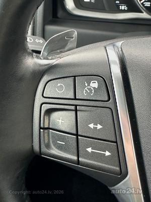 Pelēks Volvo V70 2016 Tartu, ar dzinēja tilpumu 2.00 L un nobraukumu 267 tūkst. km par 11950 €, foto 9 vietnē AUTOMOTO.COM.LV