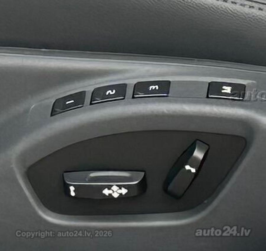 Pelēks Volvo V70 2016 Tartu, ar dzinēja tilpumu 2.00 L un nobraukumu 267 tūkst. km par 11950 €, foto 10 vietnē AUTOMOTO.COM.LV