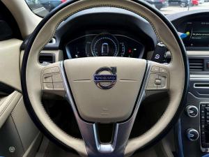 Grey Volvo V70 2016 in Kaunas, with an engine capacity of 1.98 L and mileage of 229 thousand km for 6900 €, photo 10 on AUTOMOTO.COM.LV