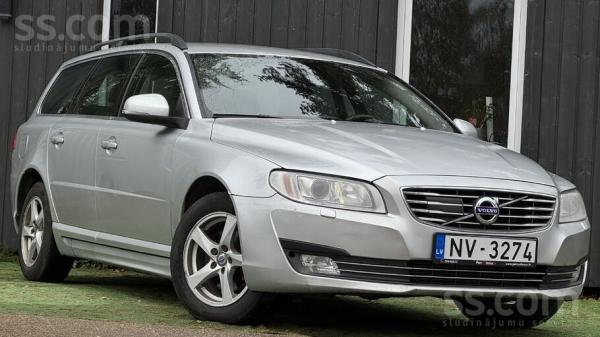 Grey Volvo V70 2016 in Riga, with an engine capacity of 2.00 L and mileage of 289 thousand km for 5990 €, photo 1 on AUTOMOTO.COM.LV