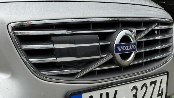 Grey Volvo V70 2016 in Riga, with an engine capacity of 2.00 L and mileage of 289 thousand km for 5990 €, photo 6 on AUTOMOTO.COM.LV