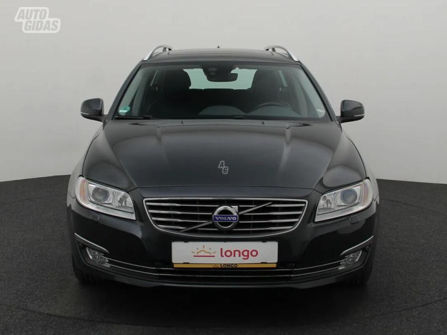Grey Volvo V70 2017 in Vilnius, with an engine capacity of 2.00 L and mileage of 248 thousand km for 11099 €, photo 3 on AUTOMOTO.COM.LV