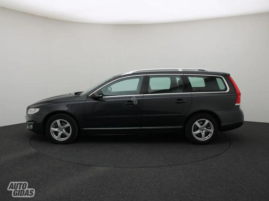 Grey Volvo V70 2017 in Vilnius, with an engine capacity of 2.00 L and mileage of 248 thousand km for 11099 €, photo 6 on AUTOMOTO.COM.LV