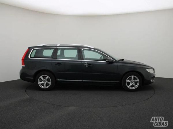 Pelēks Volvo V70 2017 Viļņa, ar dzinēja tilpumu 2.00 L un nobraukumu 248 tūkst. km par 11099 €, foto 9 vietnē AUTOMOTO.COM.LV