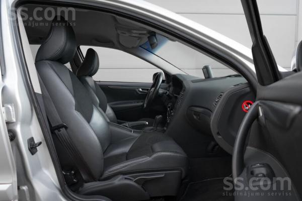 Volvo V70 2008 in Riga, with an engine capacity of 2.40 L and mileage of 0 thousand km for 2990 €, photo 10 on AUTOMOTO.COM.LV