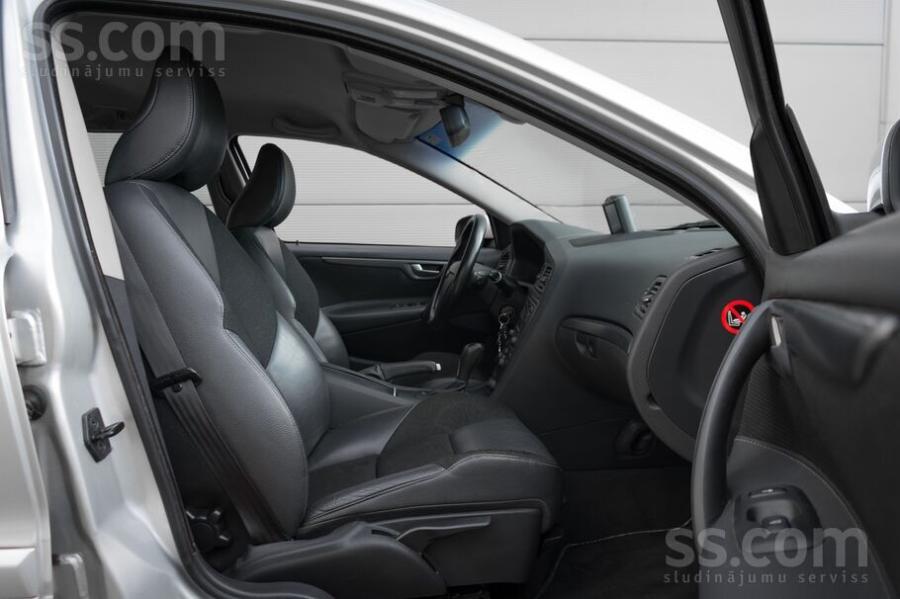 Вольво В70 2008 в Рига, объемом двигателя 2.40 л и пробегом 0 тыс. км за 2990 €, фото 11 на AUTOMOTO.COM.LV