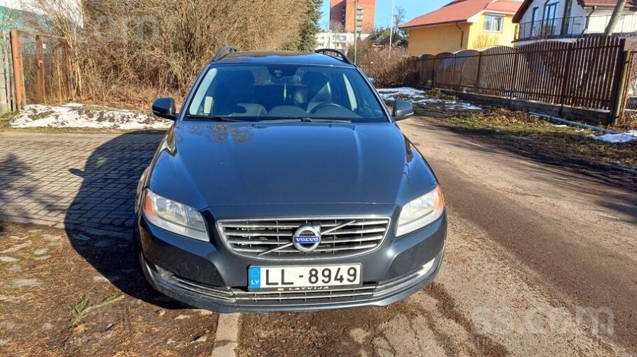 Volvo V70 2014 Rīga, ar dzinēja tilpumu 2.00 L un nobraukumu 385 tūkst. km par 5750 €, foto 3 vietnē AUTOMOTO.COM.LV