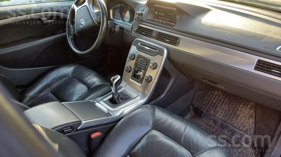 Volvo V70 2014 Rīga, ar dzinēja tilpumu 2.00 L un nobraukumu 385 tūkst. km par 5750 €, foto 6 vietnē AUTOMOTO.COM.LV