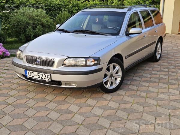 Volvo V70 2003 Talsi, ar dzinēja tilpumu 2.40 L un nobraukumu 344 tūkst. km par 2999 €, foto 2 vietnē AUTOMOTO.COM.LV