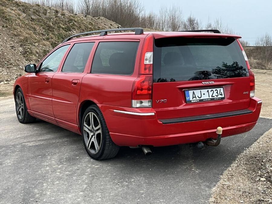 Sarkans Volvo V70 2006 Tukums, ar dzinēja tilpumu 2.40 L un nobraukumu 500 tūkst. km par 1987 €, foto 4 vietnē AUTOMOTO.COM.LV