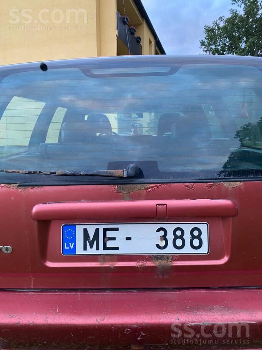 Sarkans Volvo V70 1997 Aizkraukle, ar dzinēja tilpumu 2.50 L un nobraukumu 592 tūkst. km par 490 €, foto 10 vietnē AUTOMOTO.COM.LV