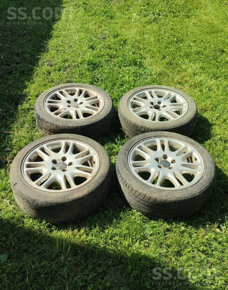 Sarkans Volvo V70 1997 Aizkraukle, ar dzinēja tilpumu 2.50 L un nobraukumu 592 tūkst. km par 490 €, foto 14 vietnē AUTOMOTO.COM.LV