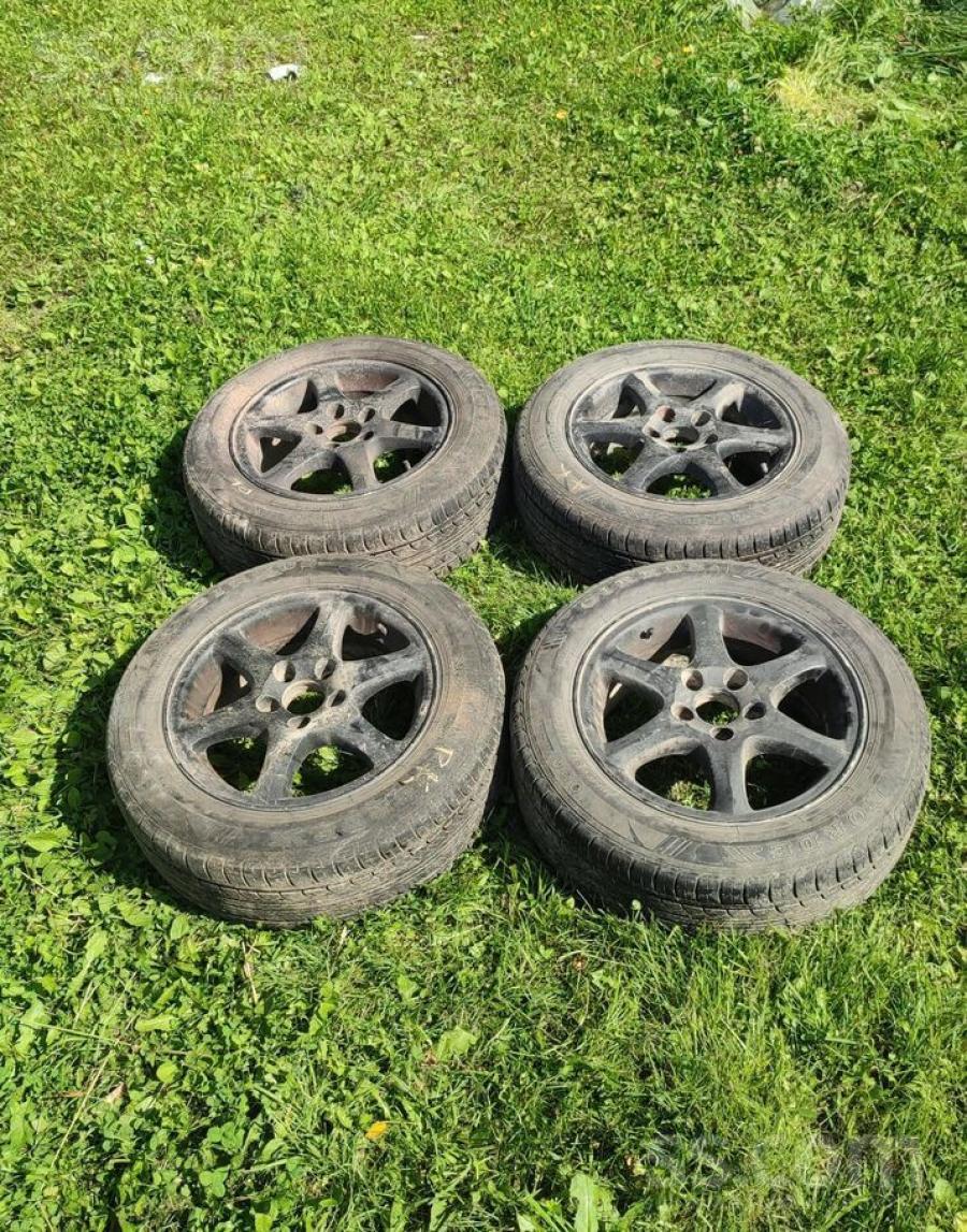 Sarkans Volvo V70 1997 Aizkraukle, ar dzinēja tilpumu 2.50 L un nobraukumu 592 tūkst. km par 490 €, foto 15 vietnē AUTOMOTO.COM.LV