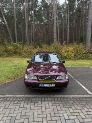 Sarkans Volvo V70 1998 Jūrmala, ar dzinēja tilpumu 2.50 L un nobraukumu 436 tūkst. km par 1250 €, foto 3 vietnē AUTOMOTO.COM.LV