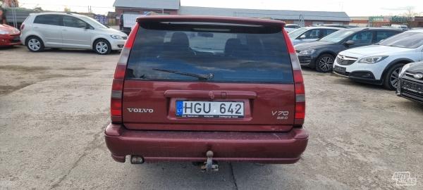 Sarkans Volvo V70 2000 Kėdainiai, ar dzinēja tilpumu 2.50 L un nobraukumu 513 tūkst. km par 999 €, foto 8 vietnē AUTOMOTO.COM.LV