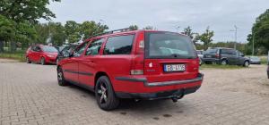 Red Volvo V70 2000 in Valmiera, with an engine capacity of 2.50 L and mileage of 668 thousand km for 1100 €, photo 5 on AUTOMOTO.COM.LV