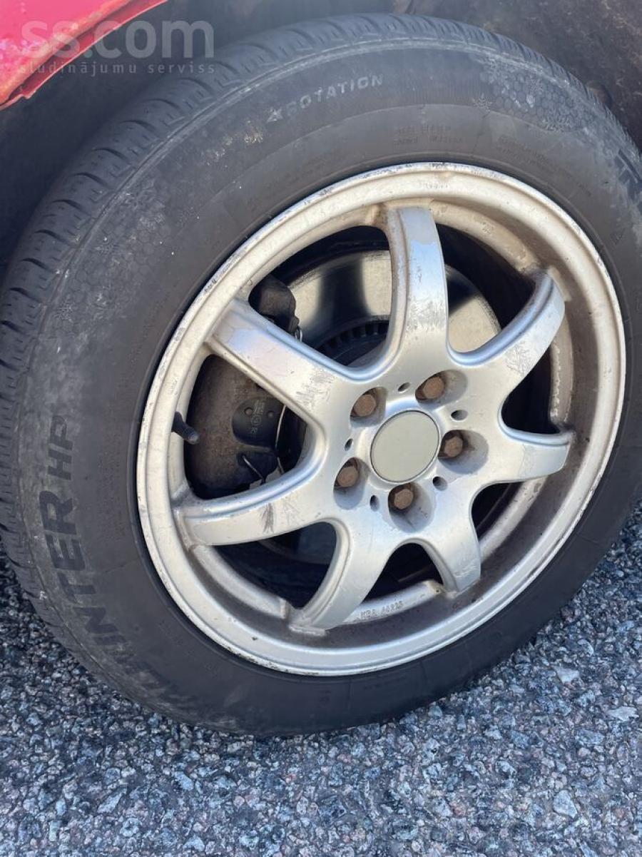 Sarkans Volvo V70 2002 Rīga, ar dzinēja tilpumu 2.40 L un nobraukumu 656 tūkst. km par 1350 €, foto 14 vietnē AUTOMOTO.COM.LV