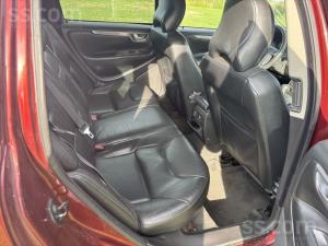 Sarkans Volvo V70 2002 Bauska, ar dzinēja tilpumu 2.40 L un nobraukumu 500 tūkst. km par 1490 €, foto 10 vietnē AUTOMOTO.COM.LV