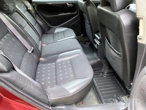 Sarkans Volvo V70 2004 Rīga, ar dzinēja tilpumu 2.40 L un nobraukumu 306 tūkst. km par 2900 €, foto 11 vietnē AUTOMOTO.COM.LV