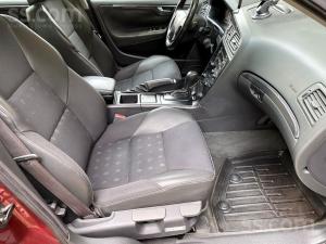 Sarkans Volvo V70 2004 Rīga, ar dzinēja tilpumu 2.40 L un nobraukumu 306 tūkst. km par 2900 €, foto 13 vietnē AUTOMOTO.COM.LV