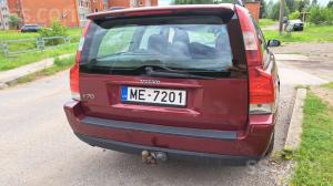 Sarkans Volvo V70 2005 Daugavpils, ar dzinēja tilpumu 2.40 L un nobraukumu 308 tūkst. km par 1450 €, foto 7 vietnē AUTOMOTO.COM.LV