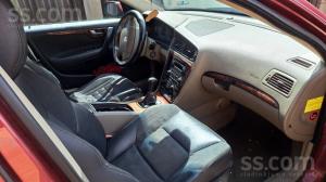 Sarkans Volvo V70 2005 Daugavpils, ar dzinēja tilpumu 2.40 L un nobraukumu 308 tūkst. km par 1450 €, foto 11 vietnē AUTOMOTO.COM.LV