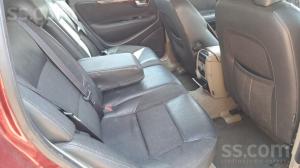 Sarkans Volvo V70 2005 Daugavpils, ar dzinēja tilpumu 2.40 L un nobraukumu 308 tūkst. km par 1450 €, foto 12 vietnē AUTOMOTO.COM.LV