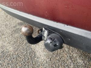 Sarkans Volvo V70 2005 Cēsis, ar dzinēja tilpumu 2.40 L un nobraukumu 442 tūkst. km par 2090 €, foto 7 vietnē AUTOMOTO.COM.LV