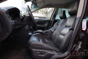 Red Volvo V70 2006 in Riga, with an engine capacity of 2.40 L and mileage of 0 thousand km for 3495 €, photo 13 on AUTOMOTO.COM.LV