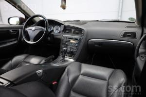 Red Volvo V70 2006 in Riga, with an engine capacity of 2.40 L and mileage of 0 thousand km for 3495 €, photo 15 on AUTOMOTO.COM.LV