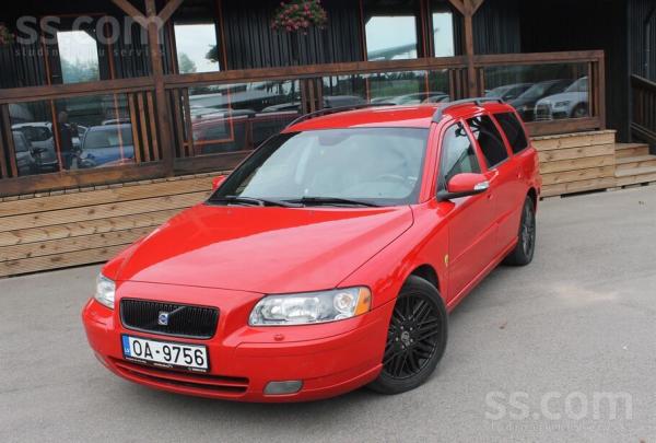 Red Volvo V70 2006 in Riga, with an engine capacity of 2.40 L and mileage of 0 thousand km for 2890 €, photo 1 on AUTOMOTO.COM.LV