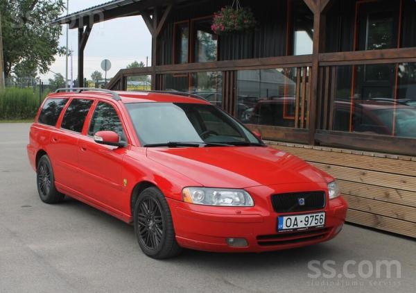 Red Volvo V70 2006 in Riga, with an engine capacity of 2.40 L and mileage of 0 thousand km for 2890 €, photo 2 on AUTOMOTO.COM.LV