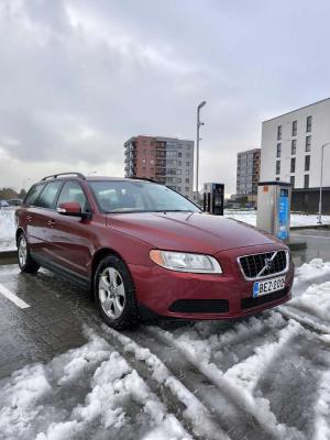 Sarkans Volvo V70 2007 Gargždai, ar dzinēja tilpumu 2.00 L un nobraukumu 556 tūkst. km par 1600 €, foto 3 vietnē AUTOMOTO.COM.LV