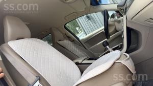 Red Volvo V70 2008 in Riga, with an engine capacity of 2.40 L and mileage of 243 thousand km for 2450 €, photo 8 on AUTOMOTO.COM.LV