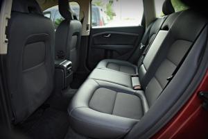 Sarkans Volvo V70 2009 Rīga, ar dzinēja tilpumu 2.00 L un nobraukumu 249 tūkst. km par 5250 €, foto 8 vietnē AUTOMOTO.COM.LV