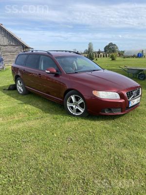 Sarkans Volvo V70 2009 Rēzekne, ar dzinēja tilpumu 2.40 L un nobraukumu 418 tūkst. km par 4000 €, foto 3 vietnē AUTOMOTO.COM.LV