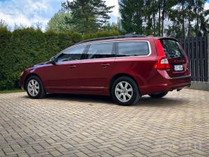 Sarkans Volvo V70 2011 Tukums, ar dzinēja tilpumu 2.40 L un nobraukumu 0 tūkst. km par 6600 €, foto 6 vietnē AUTOMOTO.COM.LV