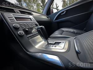 Sarkans Volvo V70 2011 Tukums, ar dzinēja tilpumu 2.40 L un nobraukumu 0 tūkst. km par 6600 €, foto 21 vietnē AUTOMOTO.COM.LV