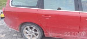 Red Volvo V70 2011 in Ogre, with an engine capacity of 2.40 L and mileage of 341 thousand km for 4300 €, photo 10 on AUTOMOTO.COM.LV