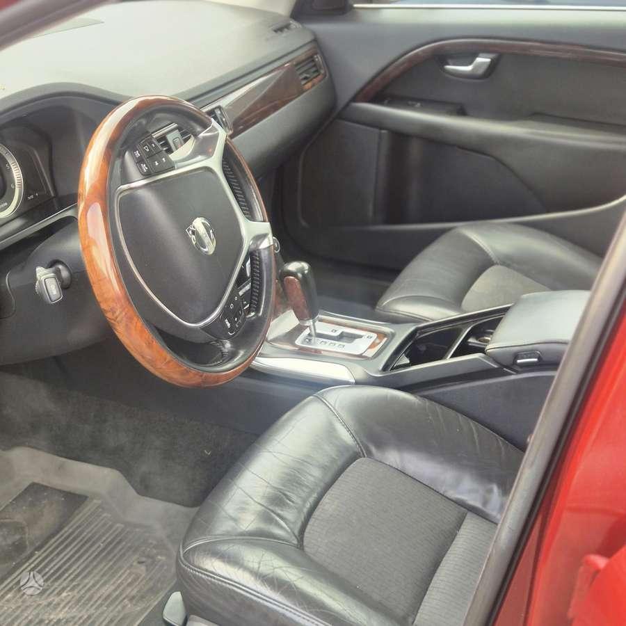 Sarkans Volvo V70 2011 Klaipėda, ar dzinēja tilpumu 1.98 L un nobraukumu 312 tūkst. km par 2800 €, foto 10 vietnē AUTOMOTO.COM.LV