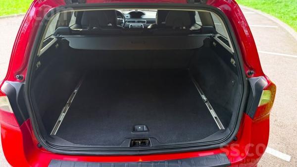 Sarkans Volvo V70 2011 Ogre, ar dzinēja tilpumu 2.40 L un nobraukumu 340 tūkst. km par 4600 €, foto 8 vietnē AUTOMOTO.COM.LV