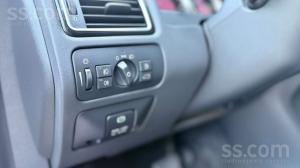 Sarkans Volvo V70 2011 Ogre, ar dzinēja tilpumu 2.40 L un nobraukumu 340 tūkst. km par 4400 €, foto 13 vietnē AUTOMOTO.COM.LV