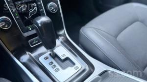 Sarkans Volvo V70 2011 Ogre, ar dzinēja tilpumu 2.40 L un nobraukumu 340 tūkst. km par 4400 €, foto 20 vietnē AUTOMOTO.COM.LV