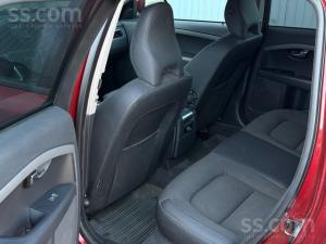 Red Volvo V70 2012 in Riga, with an engine capacity of 2.00 L and mileage of 263 thousand km for 5450 €, photo 9 on AUTOMOTO.COM.LV