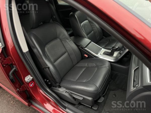 Red Volvo V70 2013 in Jurmala, with an engine capacity of 2.40 L and mileage of 0 thousand km for 8790 €, photo 8 on AUTOMOTO.COM.LV