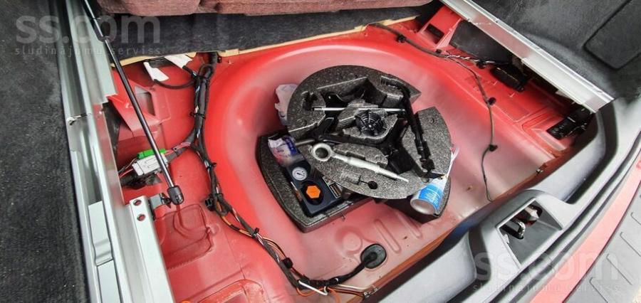 Red Volvo V70 2013 in Riga, with an engine capacity of 2.00 L and mileage of 425 thousand km for 6650 €, photo 14 on AUTOMOTO.COM.LV