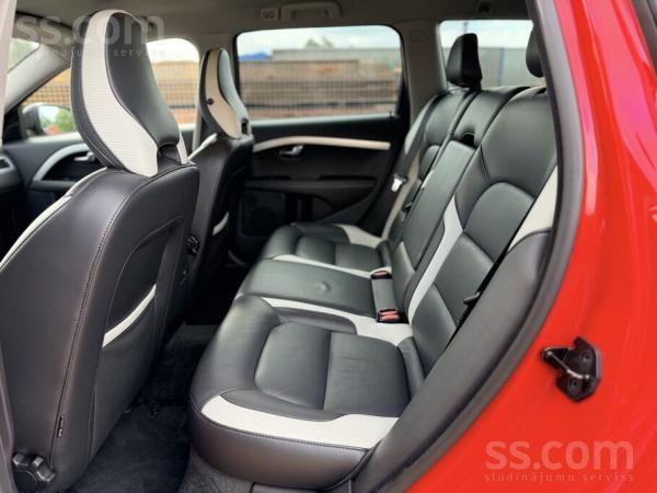 Red Volvo V70 2013 in Riga, with an engine capacity of 2.00 L and mileage of 0 thousand km for 6995 €, photo 8 on AUTOMOTO.COM.LV