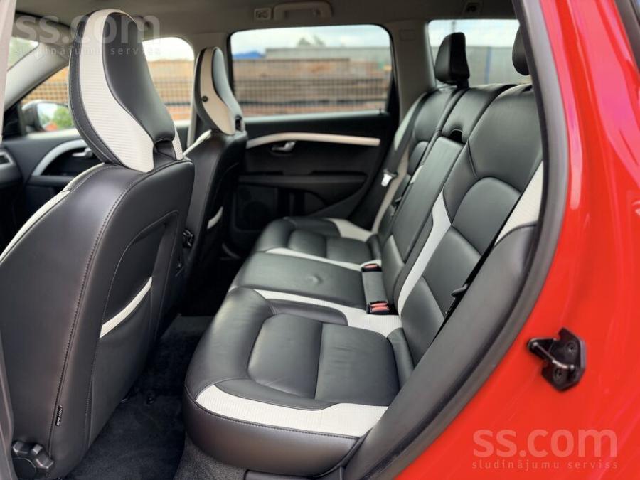 Sarkans Volvo V70 2013 Rīga, ar dzinēja tilpumu 2.00 L un nobraukumu 0 tūkst. km par 6995 €, foto 9 vietnē AUTOMOTO.COM.LV