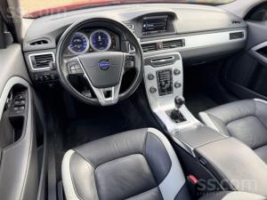 Sarkans Volvo V70 2013 Rīga, ar dzinēja tilpumu 2.00 L un nobraukumu 0 tūkst. km par 6995 €, foto 14 vietnē AUTOMOTO.COM.LV